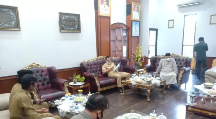 MYL Mulai Bekerja di Hari Pertama Menjadi Bupati Pangkep - Pangkep Terkini MYL Mulai Bekerja di Hari Pertama Menjadi Bupati Pangkep - Pangkep Terkini